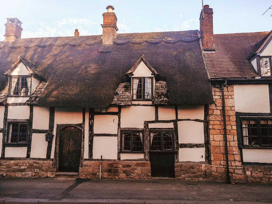 Visiting The Pudding Club – Travelling Han