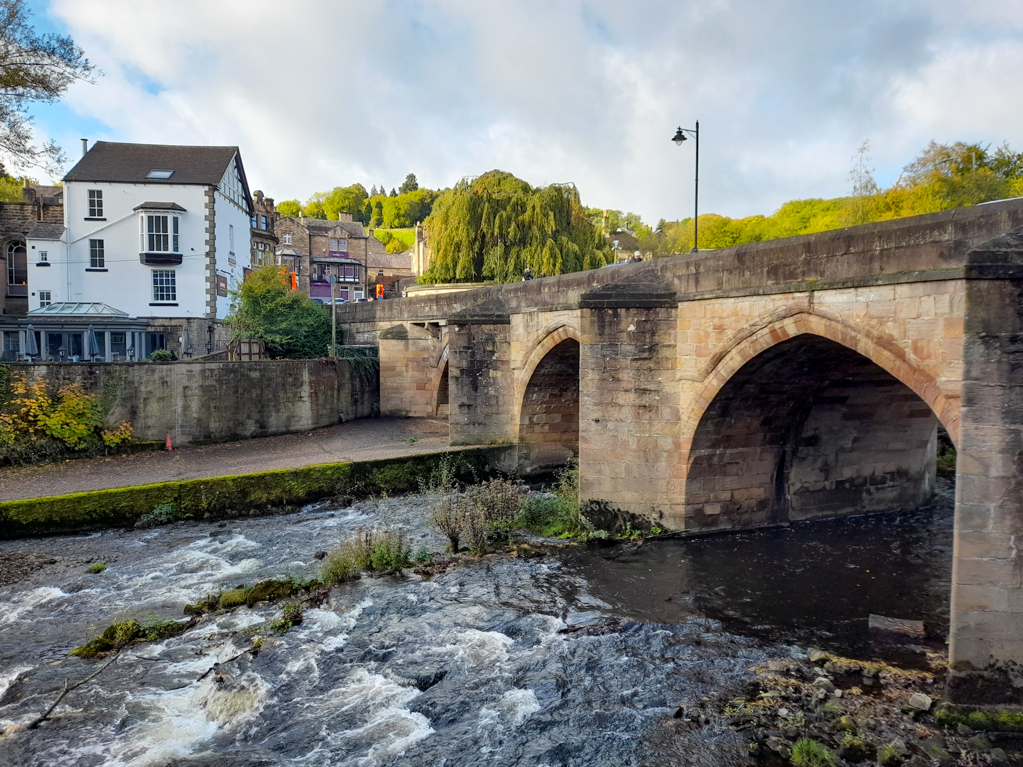 The Peak District: Matlock, High Tor & Heights of Abraham Walking Guide ...