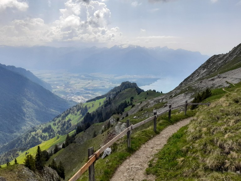 Lake Geneva, Switzerland: An Ultimate Travel Guide – Travelling Han
