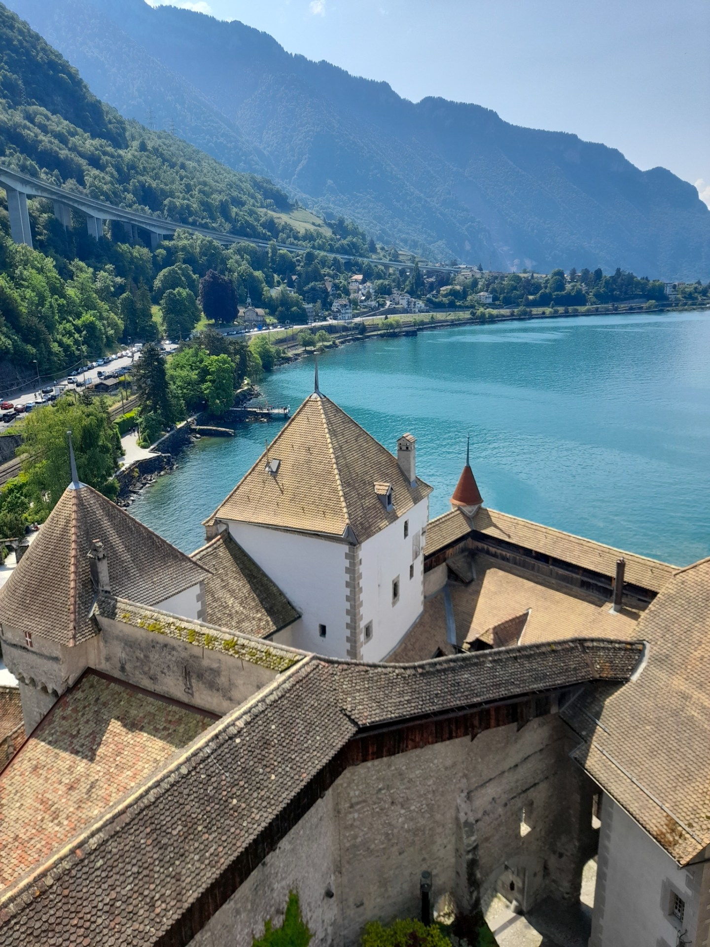 How to visit Château Chillon, Switzerland’s most beautiful castle ...