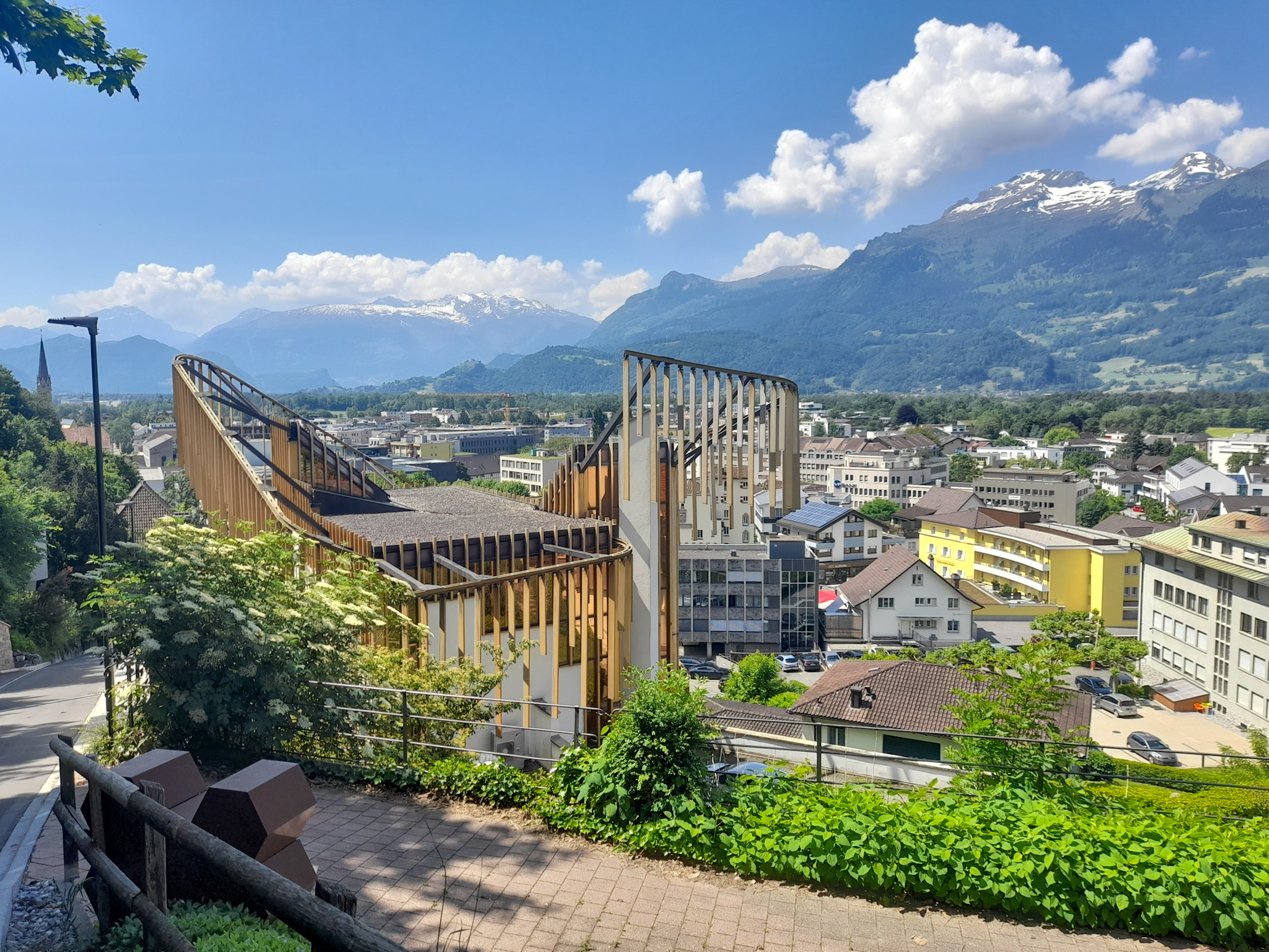 How to visit Liechtenstein on a day trip from Zürich – Travelling Han