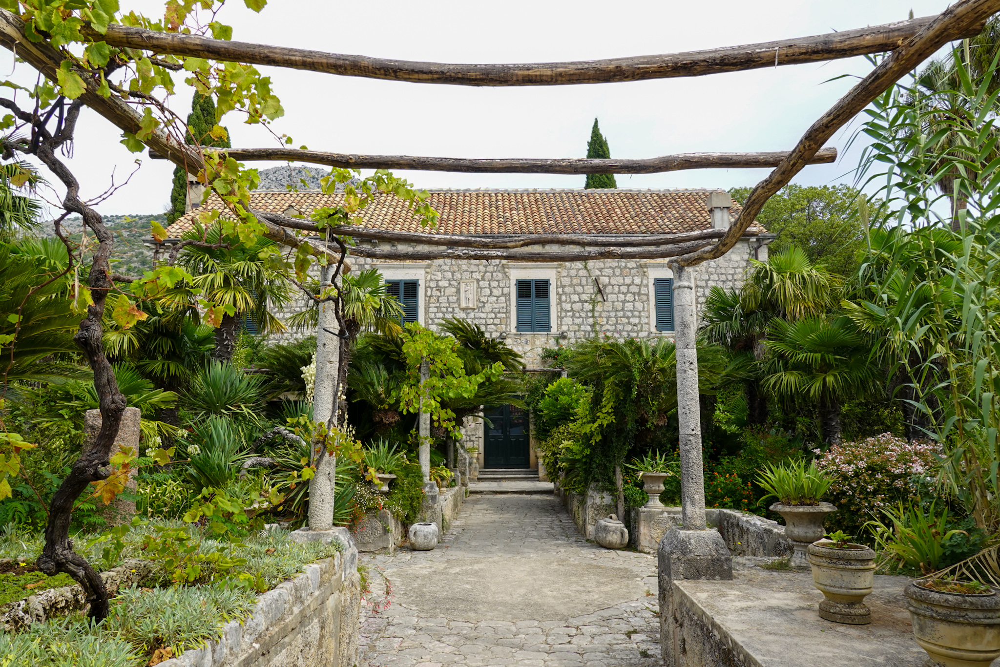 A Guide to visiting Trsteno Arboretum, Croatia – Travelling Han