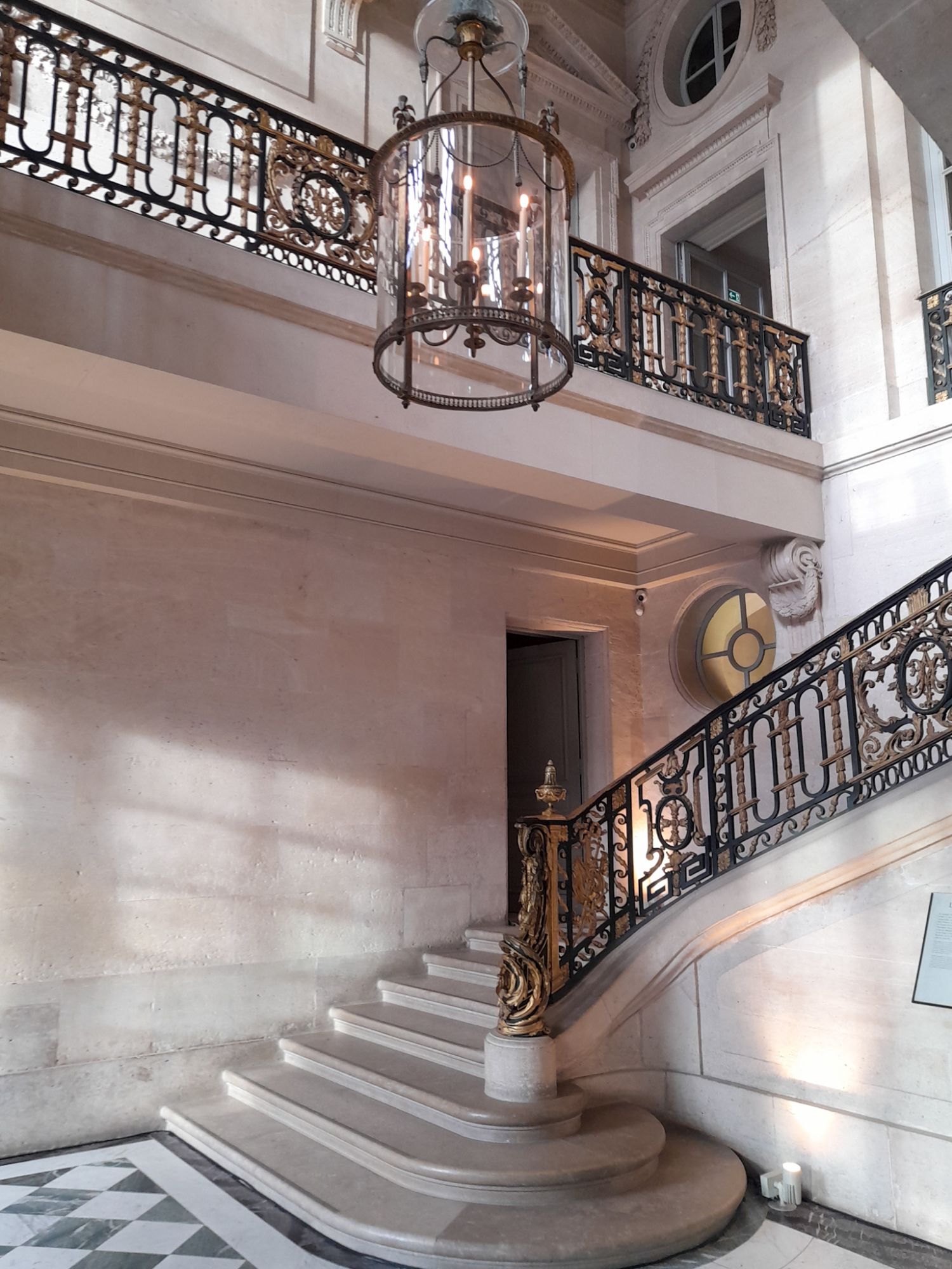 Le Petit Trianon, Versailles – Travelling Han