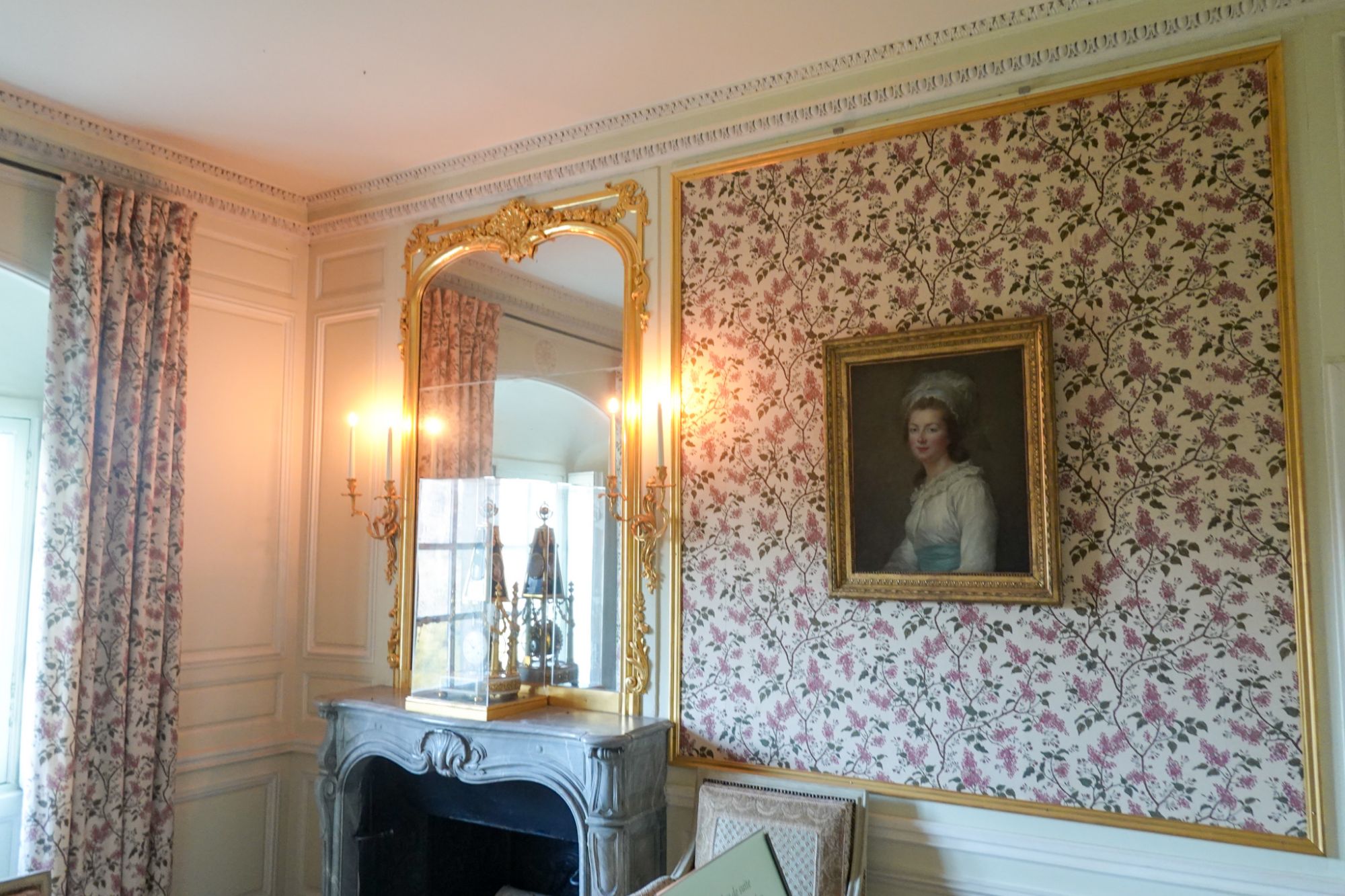 Le Petit Trianon, Versailles – Travelling Han